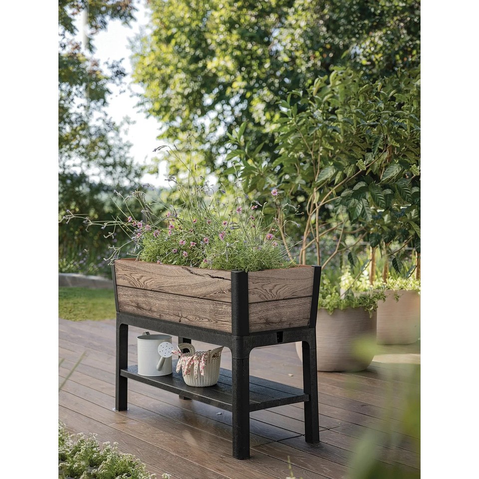 Keter Darwin 29 Gallon Raised Garden Bed, Self Watering Planter Box ...