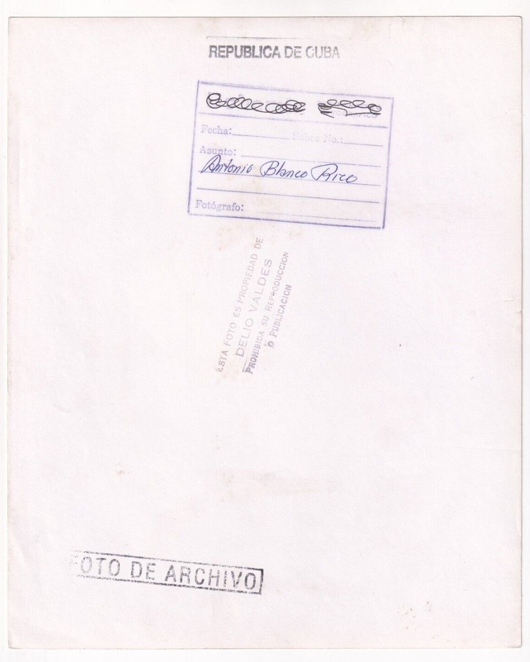 CUBAN ARMY MILITARY CHIEF COL BLANCO RICO CHECKS WEAPONS CUBA 1955 ...