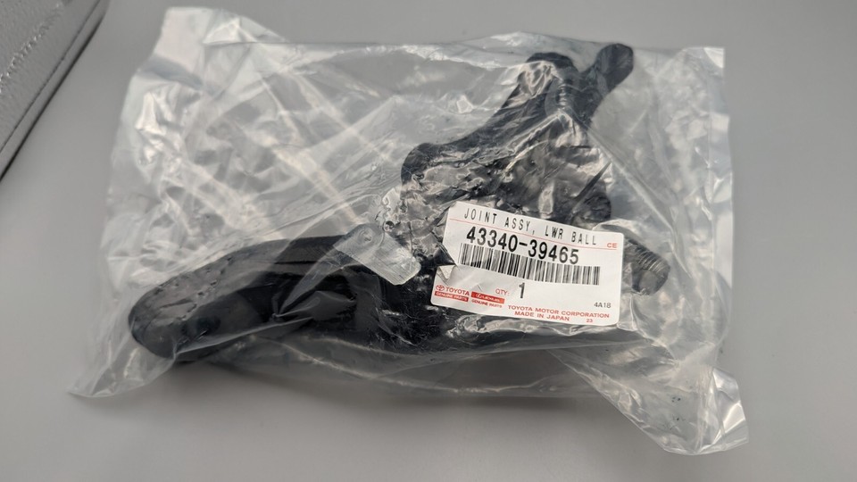 2003-2009 Toyota Genuine 4Runner Front LH & RH Lower Ball Joint | 43330 ...
