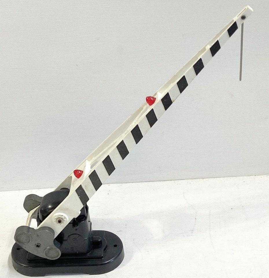 Lionel #252 Automatic Crossing Gate - OB w/ Inst., 145C track sw., org ...