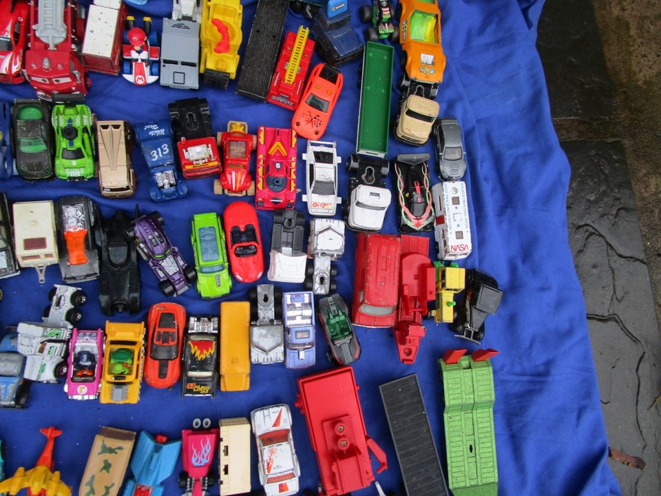 vintage old MIXED DIECAST CARS TRUCK TOY JOB LOT BUNDLE hotwheels ...
