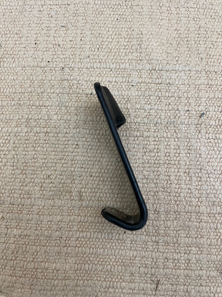 THULE Raceway 9001 9002 2 & 3 Bike Rack Trunk Mount REPLACEMENT PARTS ...