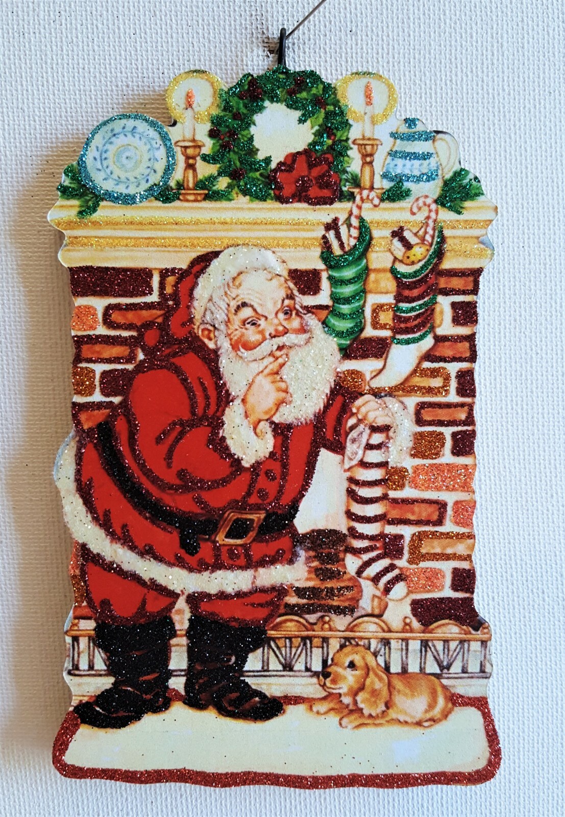 SANTA CLAUS, FILLING STOCKINGS at FIREPLACE * Glitter CHRISTMAS ...