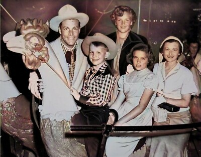 RARE COLOR STILL BUSTER CRABB AND FAMILY AT CONEY ISLANDS STEEPLECHASE ...