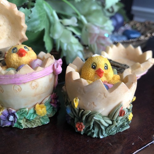 2pc Hinged Egg Hatching Chicks Box w Lid Figurine Easter Decor | eBay