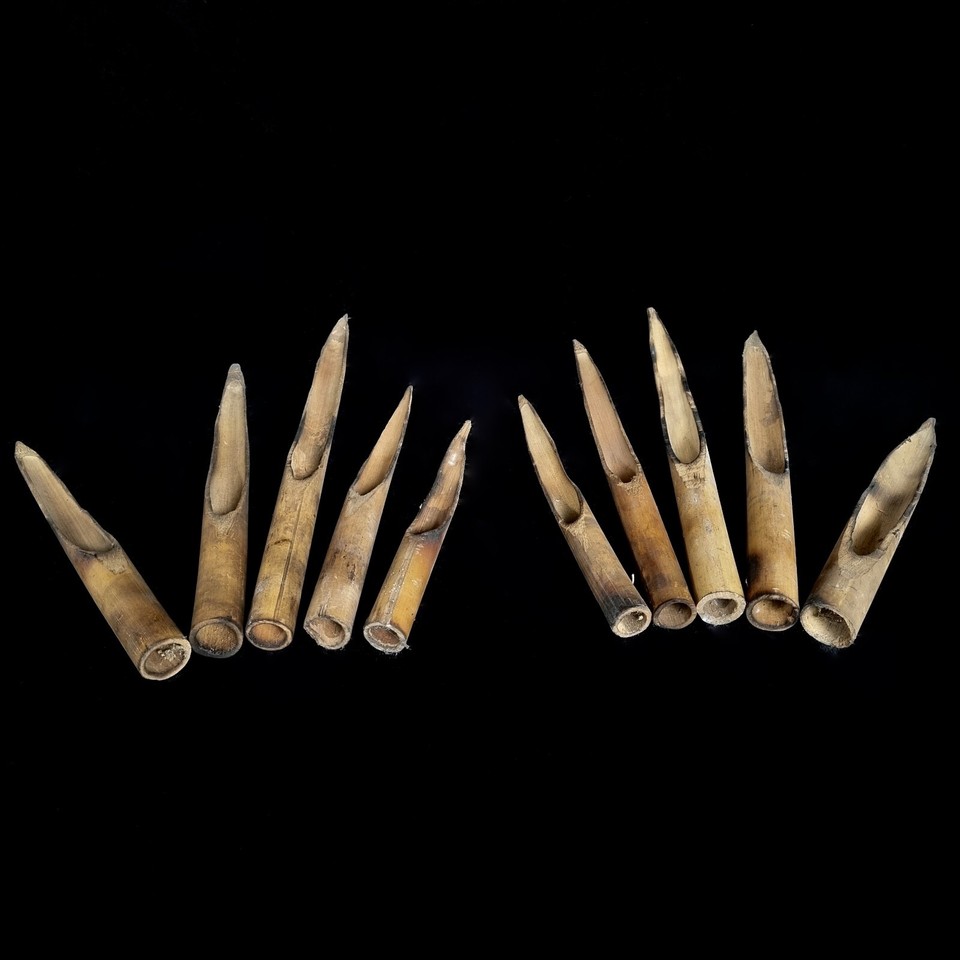 Asmat Bamboo Asaro Claws Mudmen Headhunter Papua New Guinea Carved ...