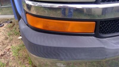 Passenger Corner/Park Light Below Headlamps Fits 03-20 EXPRESS 2500 VAN ...