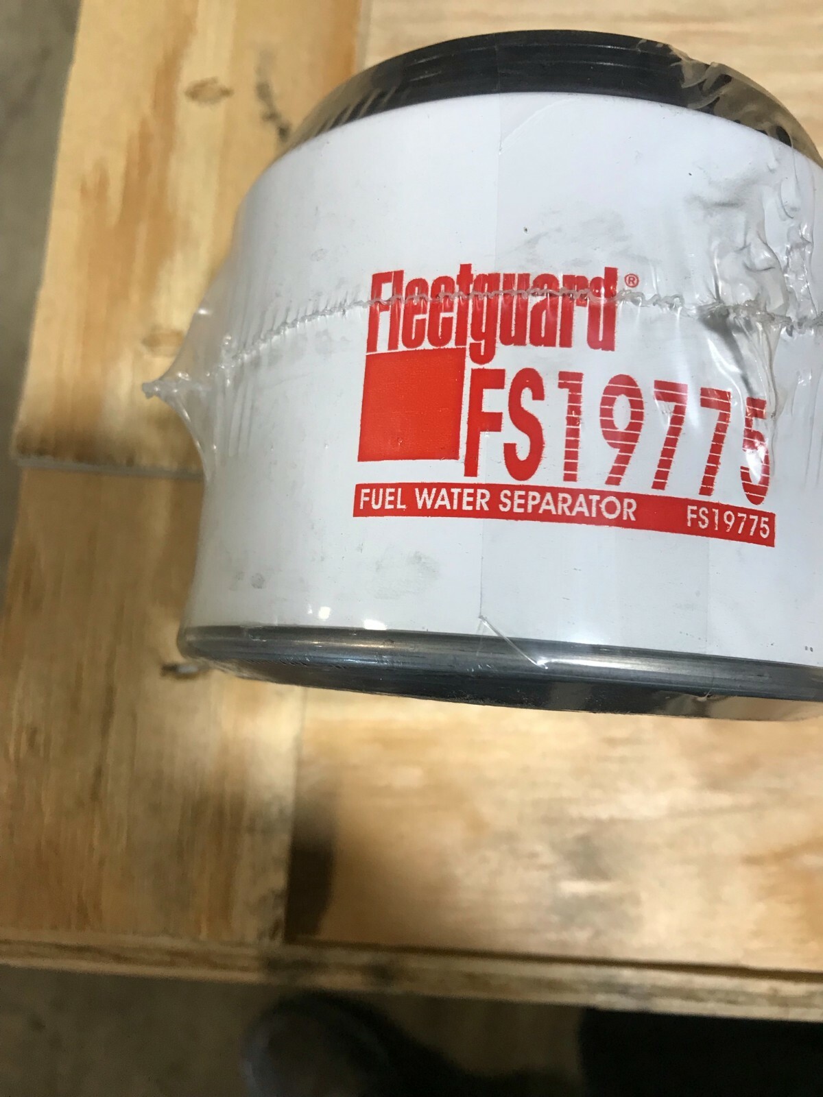 FLEETGUARD FS19975 - Fuel filter cross reference