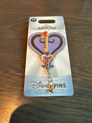 Disney Parks 2026 Kingdom Hearts Three Wishes Genie Lamp Keyblade LE ...