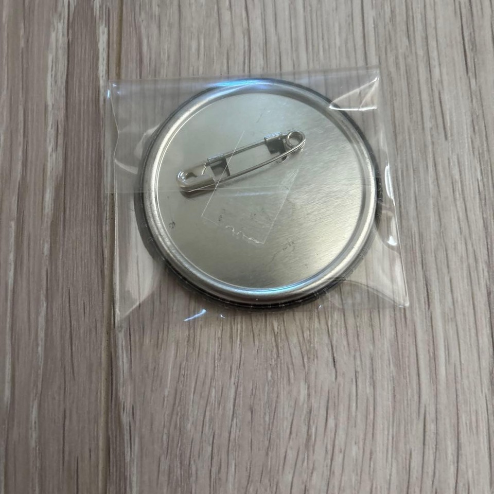 Blood Blockade Battlefront Puni Chara Can Badge Black | eBay UK