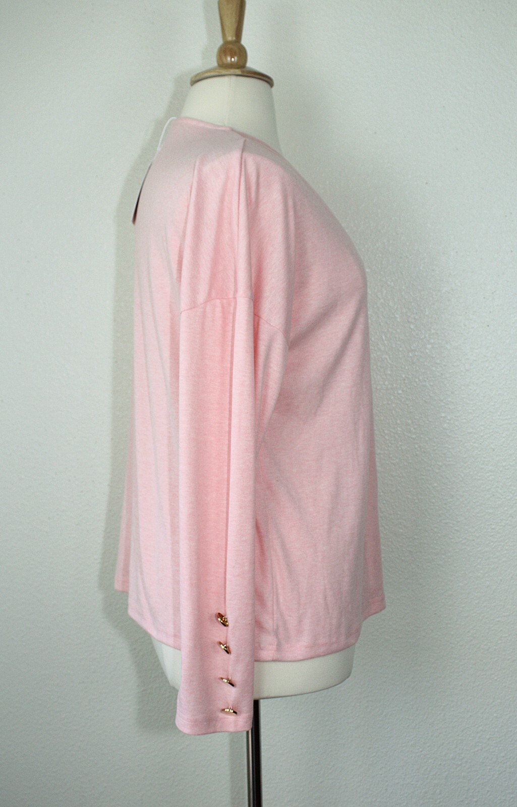 NWT ECLUSIVE Casual Knit Top Peach - Pink Long Sl w /Golden Buttons ...