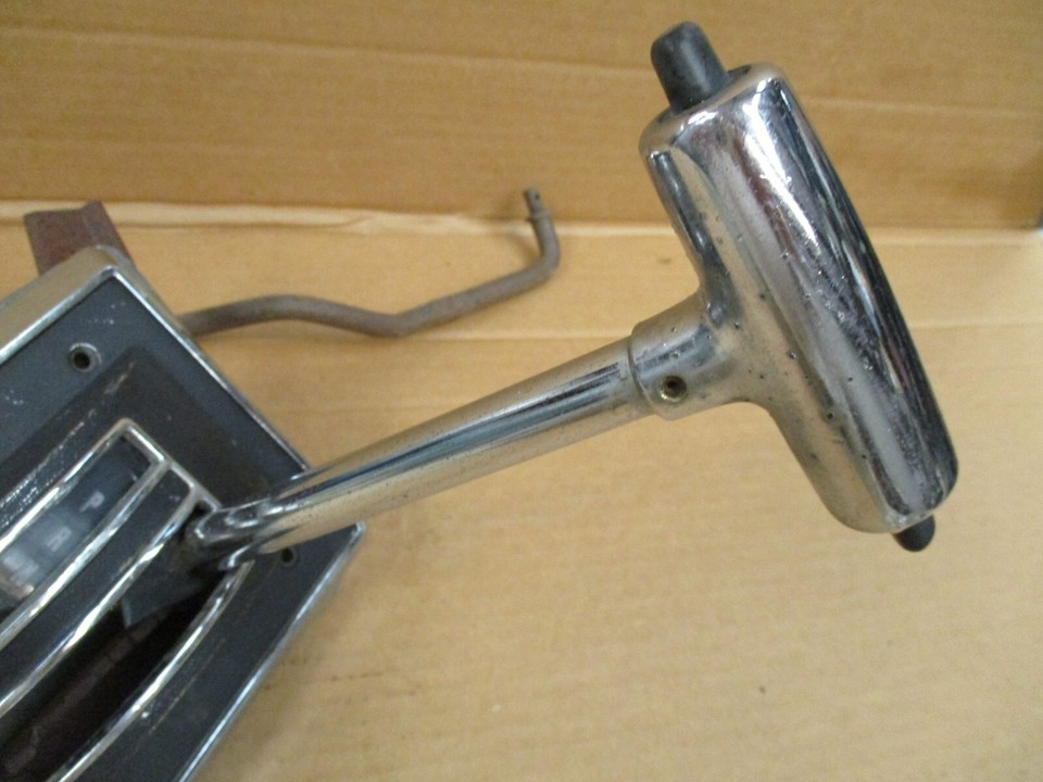 1971-74 Ford Pinto Automatic Floor Shifter with Linkage Original Fomco ...