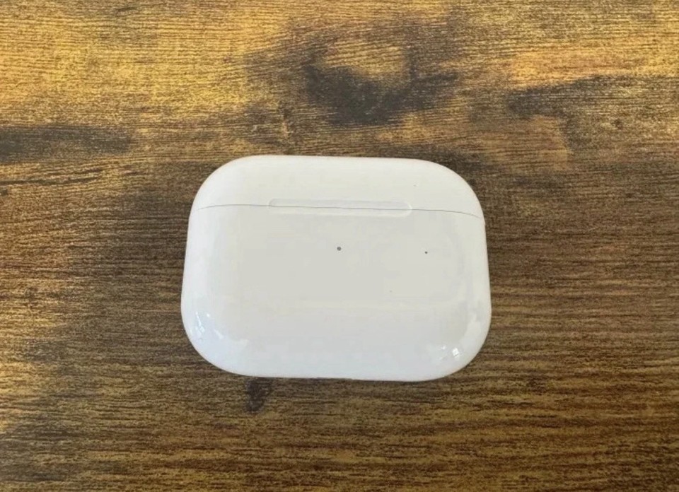 AUTHENTIC Apple AirPods Pro 3 w/ MagSafe Case and USB‑C Cable A2698 ...