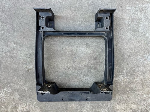 VOLVO FAIRING BRACKET, SUPPORT , MOUNT , Skirt - 82147961 | eBay