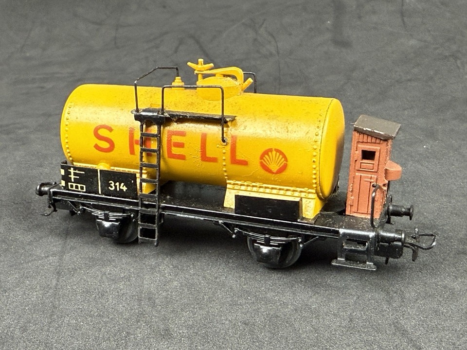 Marklin HO scale #314 Shell Tank Car , Die-cast 1950's | eBay