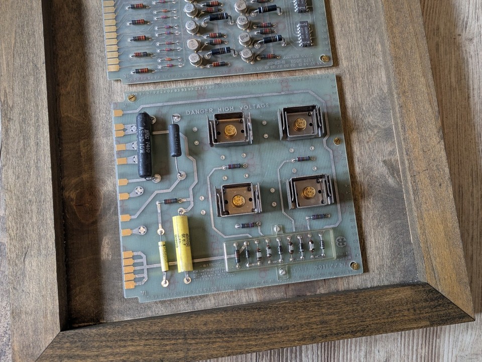 Cool Vintage Electronics Wall Decor Old Circuit Boards Framed With ...