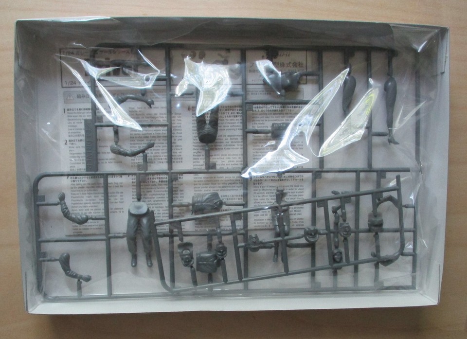 1:24 Car Drivers 4 Figures Set Plastic Model Part Kit Fujimi 11660 | eBay