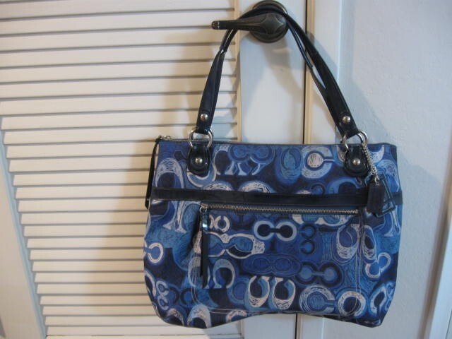 COACH SIGNATURE BLUE COLOR SATIN TOTE SHOULDER HANDBA… - Gem