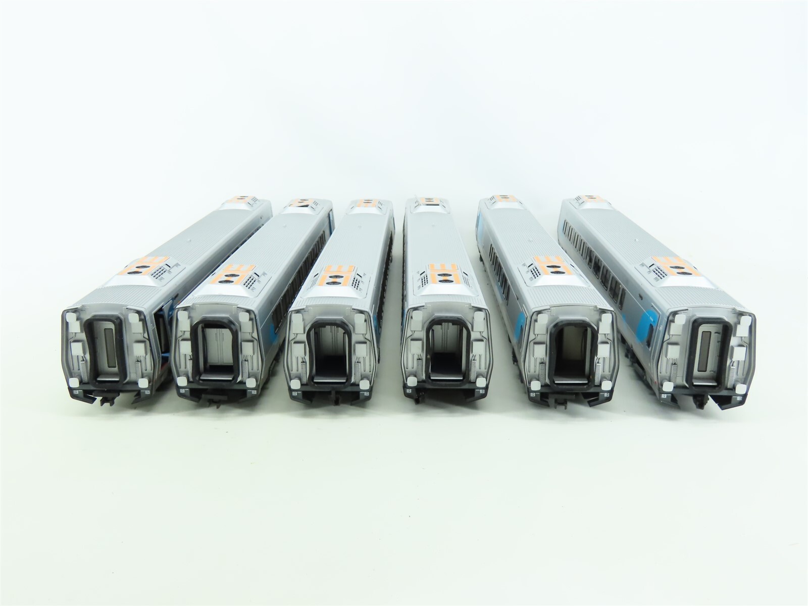 Lionel Amtrak Acela Electric Locomotive Train Set - 631714 for sale ...