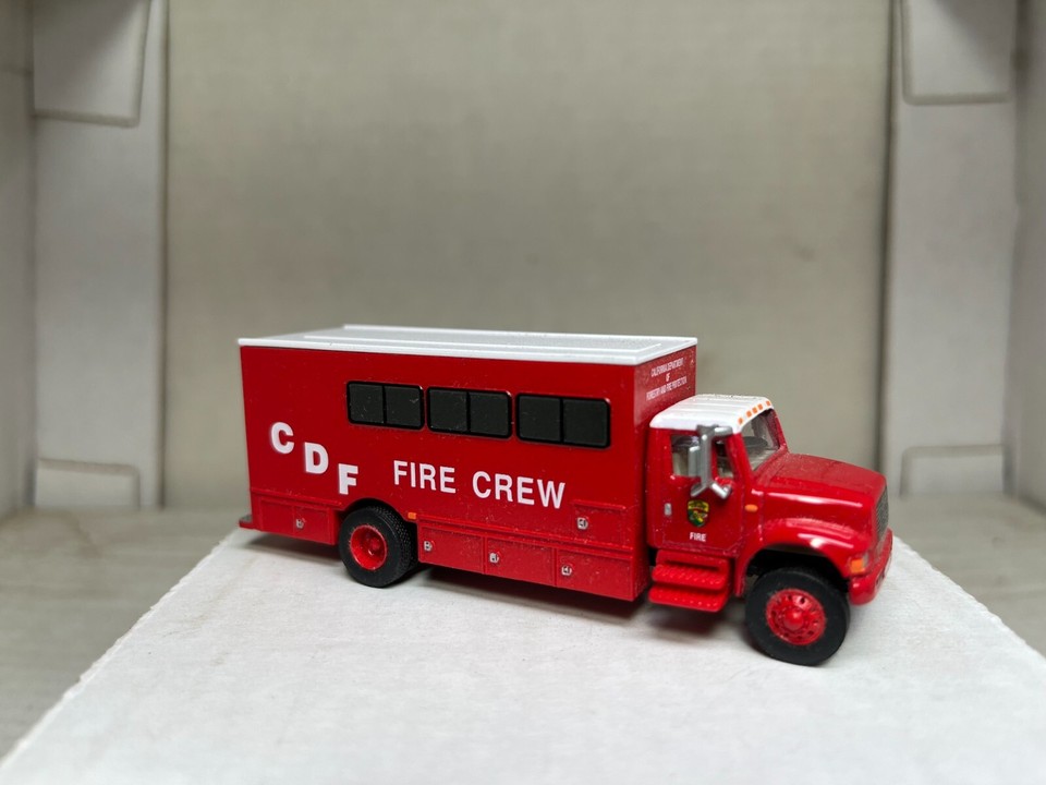 HO 1/87 INTERNATIONAL FIRE CREW TRUCK CDF CALFIRE CALIFORNIA DEP OF ...