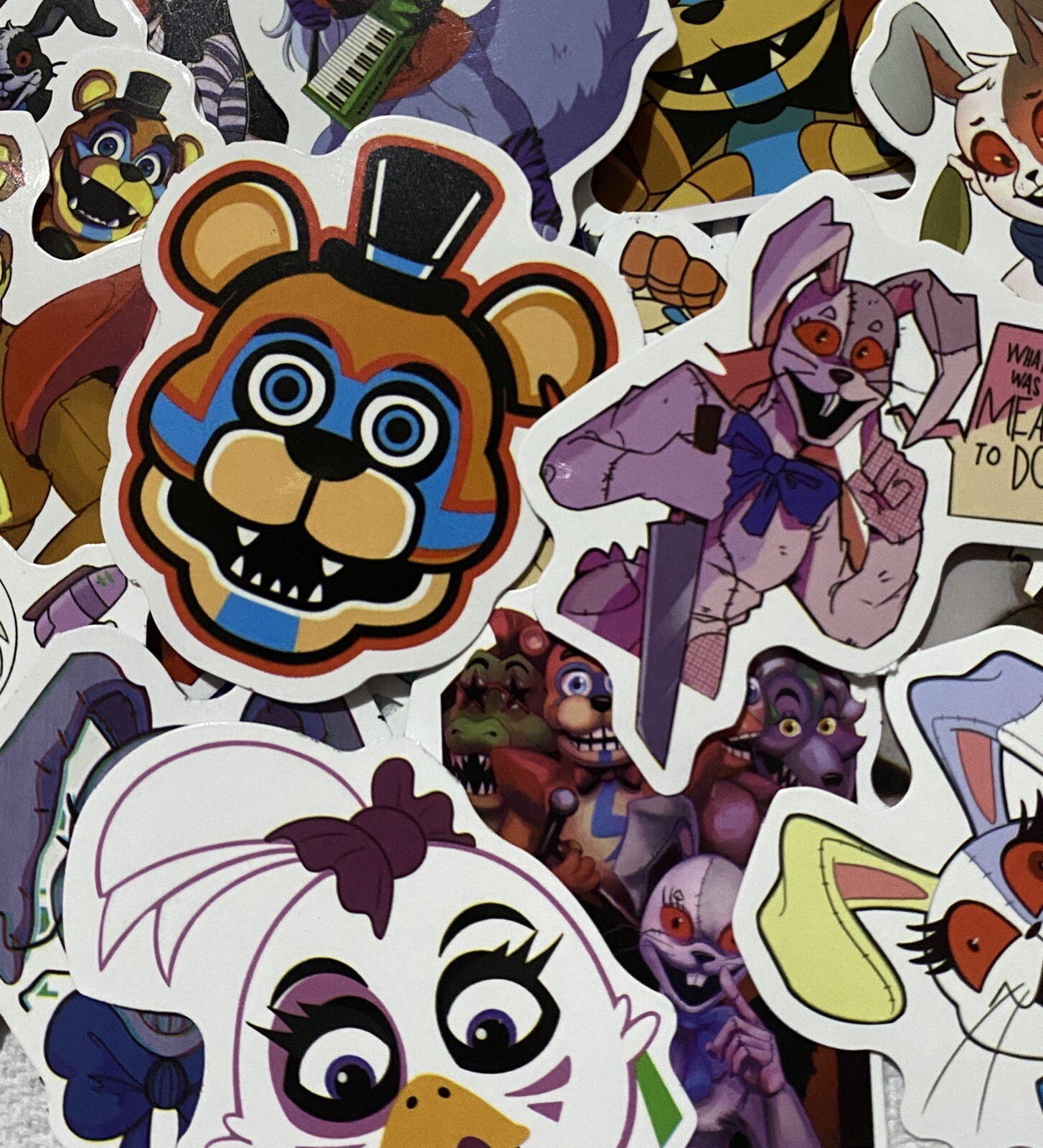 FIVE NIGHTS AT FREDDYS STICKER PACK! | Grelly UK