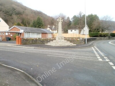 Photo 6x4 Cadoxton War Memorial Neath/Castell-Nedd Located on the ...