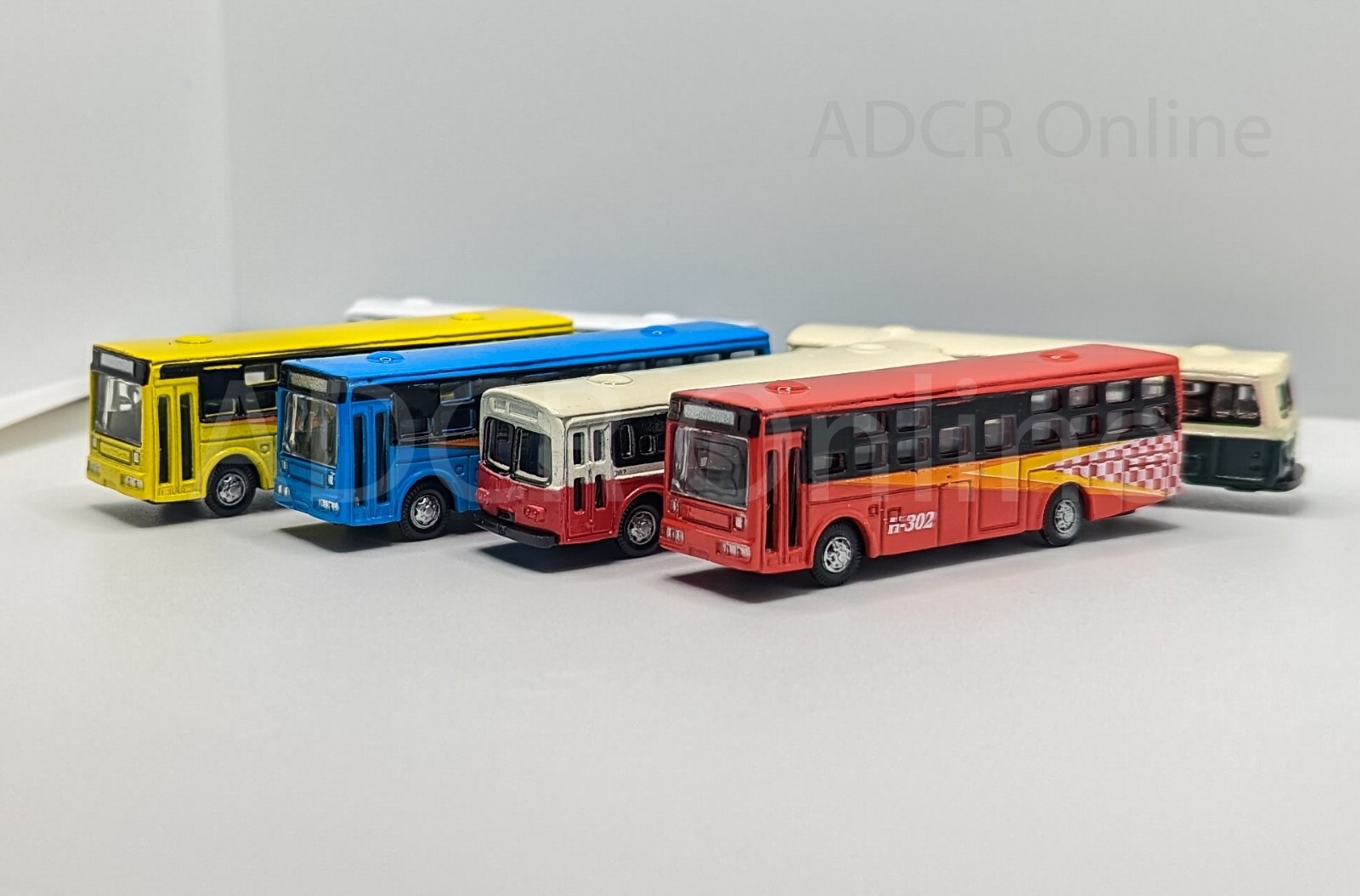 N Gauge Bus Coach Metal Model Railway Layout N Scale Modern Classic - 2 ...