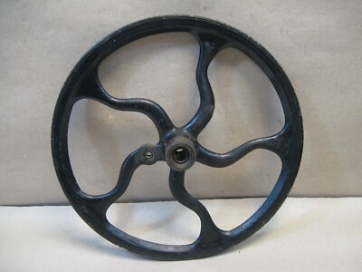Sewing Machine Parts - Treadle Sewing Machine Cast Iron Wheel