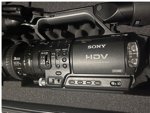 Sony HVR Z1U 3CCD HD Professional Camcorder | eBay