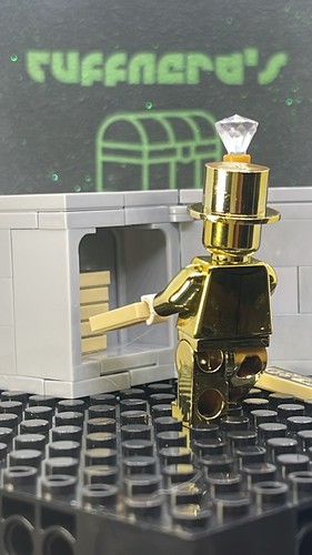 Custom Chrome (Vac-Metalized) LEGO MR. GOLD "CASH MONEY #3" (US ...