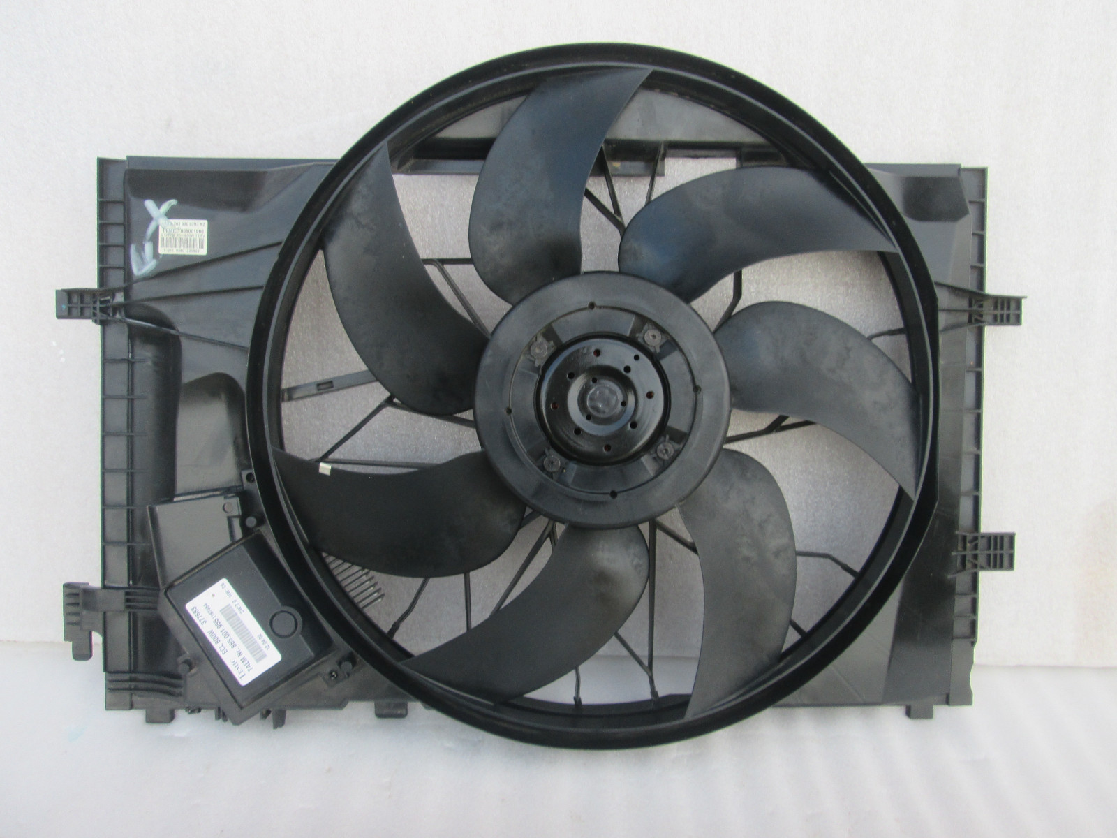 2003-2005 Mercedes CLK CLK320 Class Radiator Cooling FAN OEM USED C ...