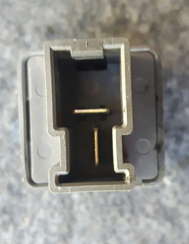 NISSAN PRIMERA P12 02-07 GREY WINDOW CIRCUIT BREAKER RELAY 24330 C9900 ...