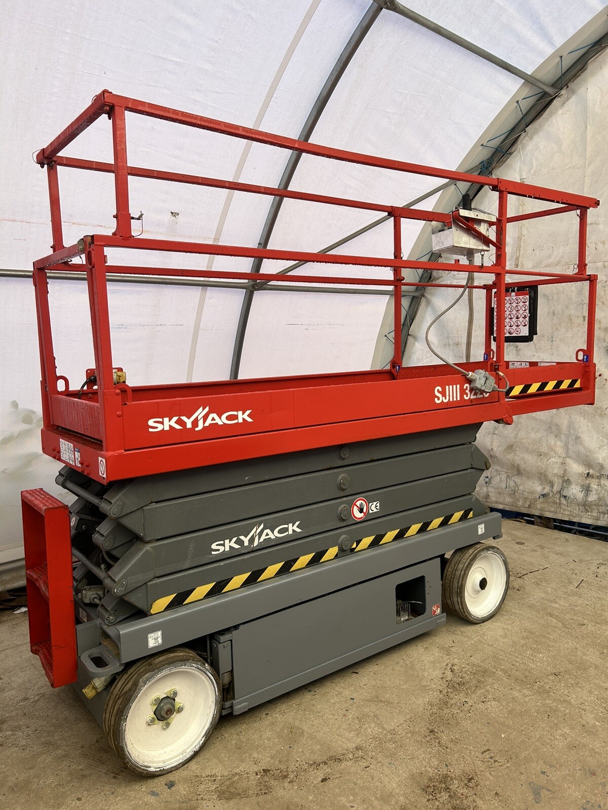Skyjack SJ3226 Scissor Lift Access Platform (Genie, JLG, MEWP) | eBay UK
