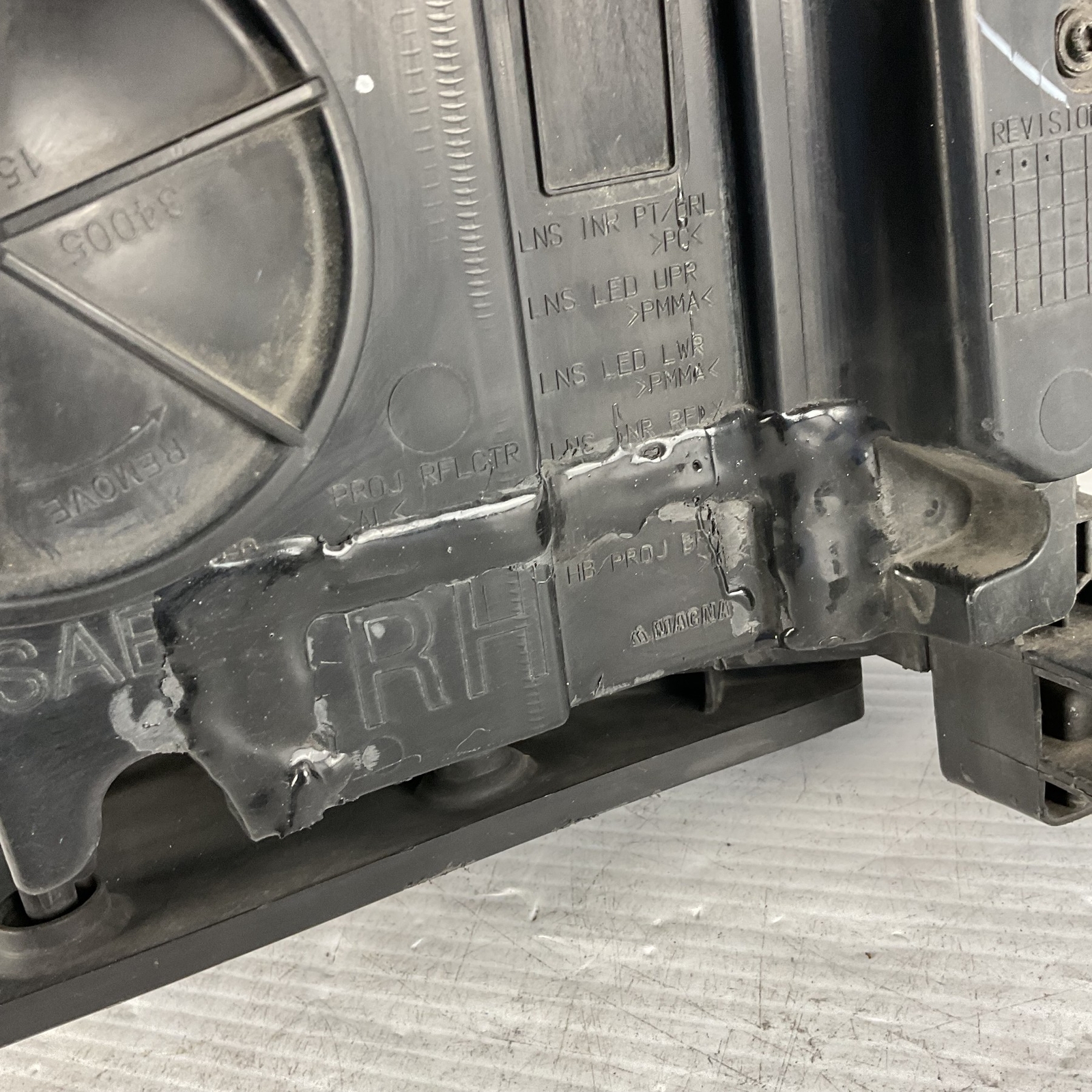 2016 2017 2018 2019 GMC Yukon Headlight Xenon HID OEM Passenger RH ...