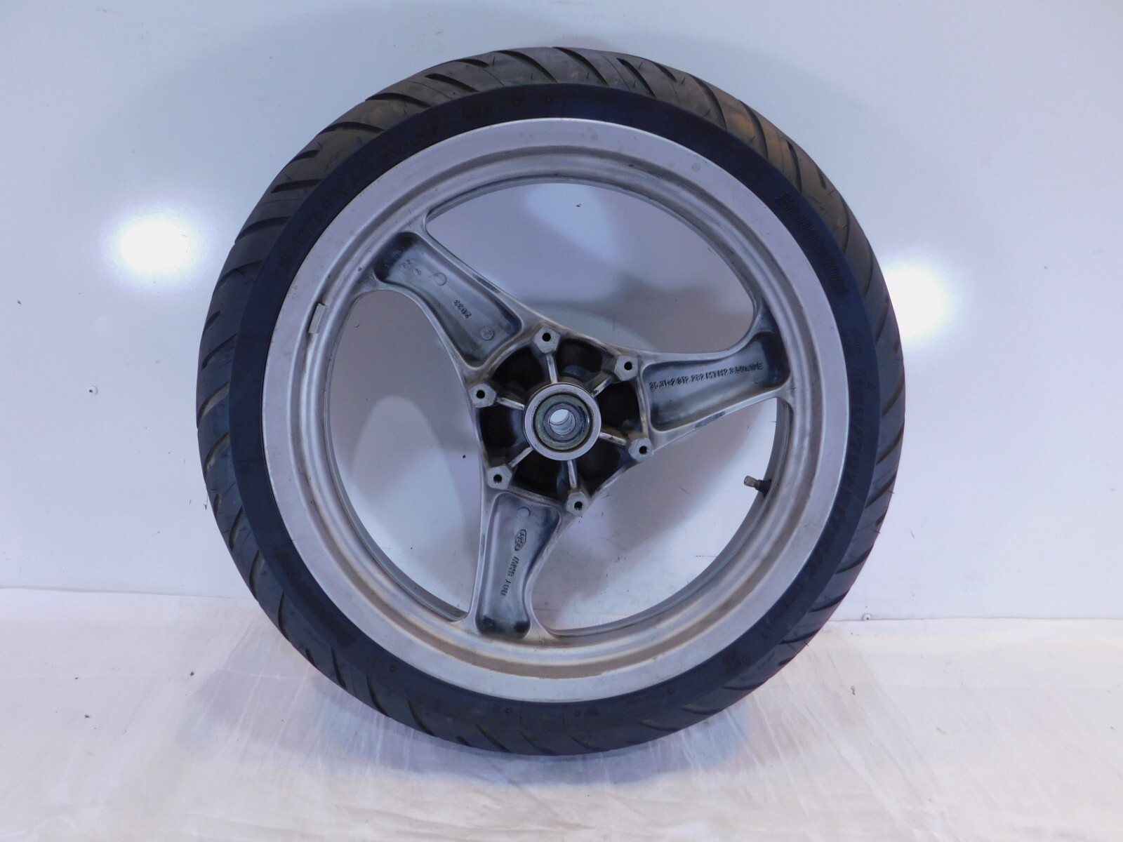 BMW R1100R R1100RT R1100RS R850R Cast Silver Front Wheel Rim & Tire ...