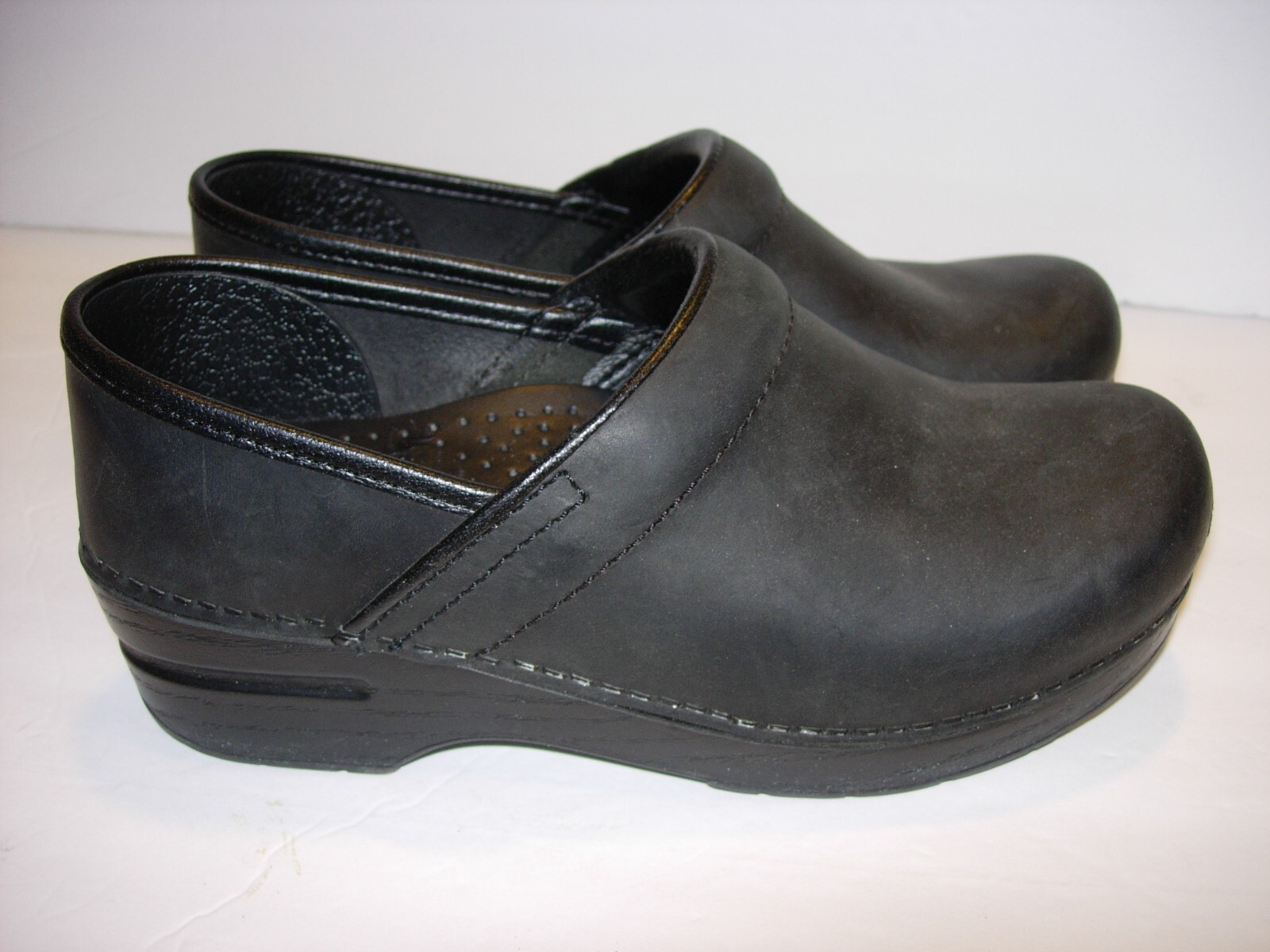 WOMENS Dansko BLACK leather slip on clogs COMFORT SHO… - Gem