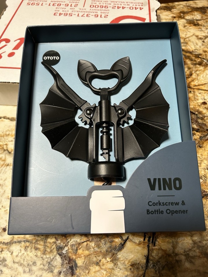 OTOTO Vino Spooky Bat Wine Opener - Wine Beer Opener - Corkscrew Bottle ...