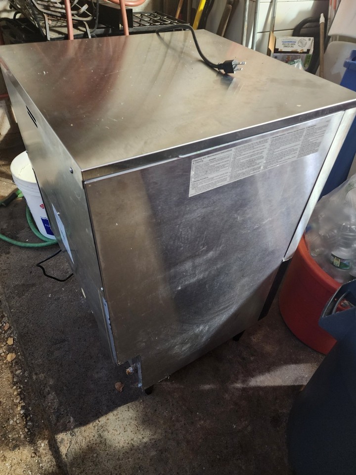 Used Commercial Ice Maker Machine KM-116BAJ | eBay