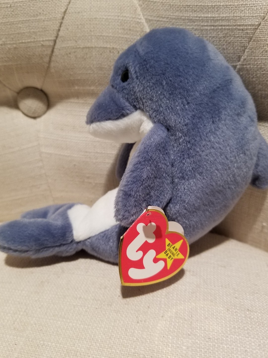 TY Beanie Babies "Echo" the dolphin with "Waves" the whale on all tags ...