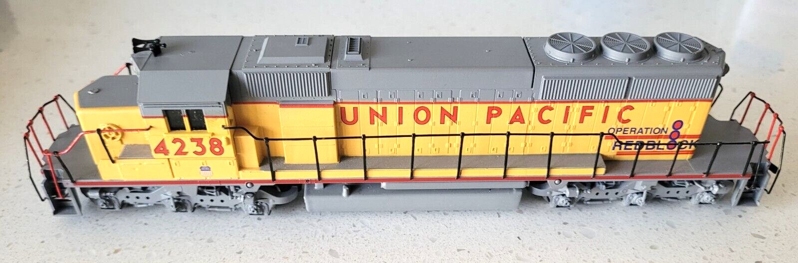 Athearn HO Union Pacific Special Edition-SD-40-2; GP-50, Set of 2 ...