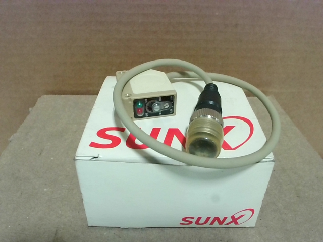Sunx CX-ND300R-J Reflective Photoelectric Sensor 12-24VDC PNP QD - New ...
