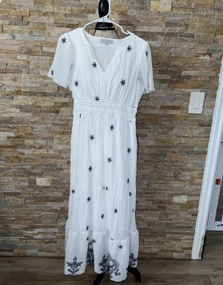 J Gee White Blue Floral Embroidered Tiered Lined Smocked Peasant Dress ...
