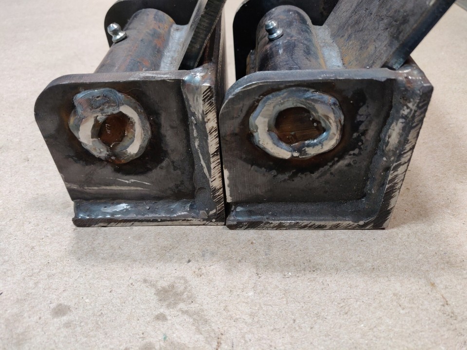 Large 4.5" Wide Weld On Trailer Hinges, Greasable, Boxes Trailer Hinges ...
