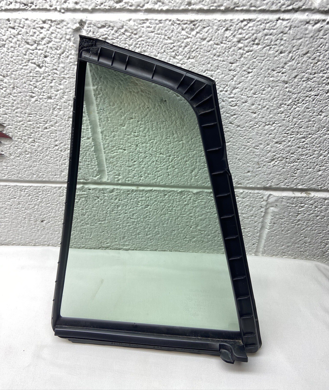 12-16 Subaru Impreza Hatchback Passenger Right Side Rear Vent Window ...