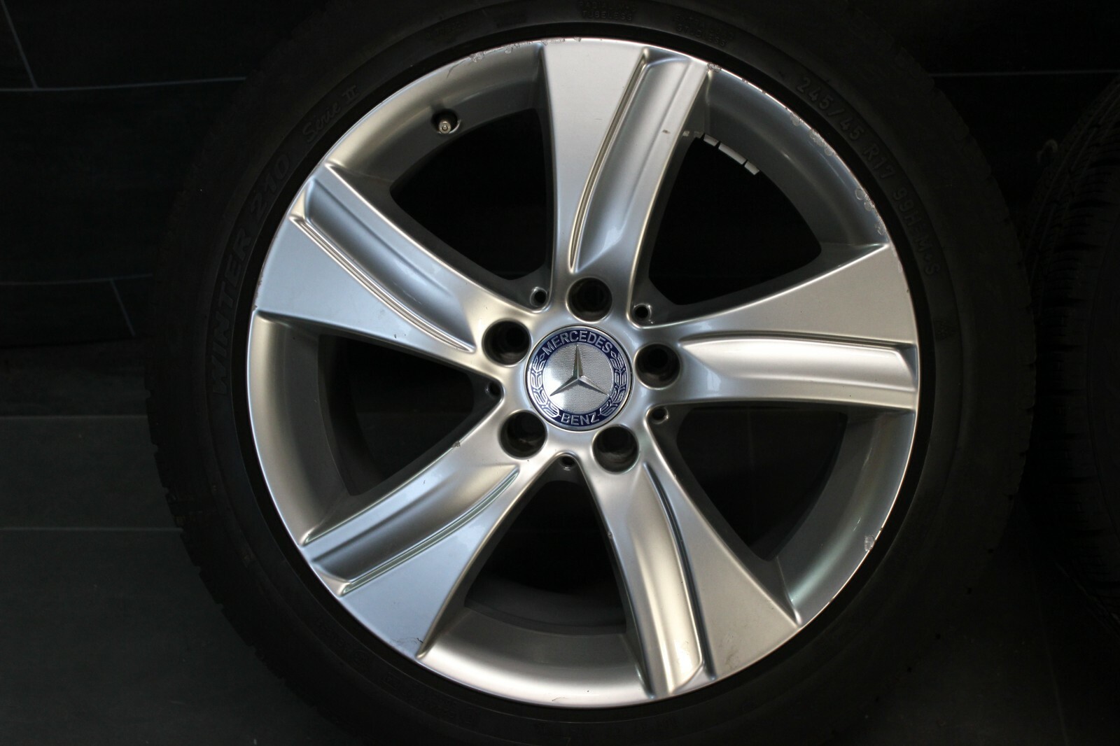 Original Mercedes E-Klasse w212 Alufelgen 8J x 17 zoll ET 48 ...