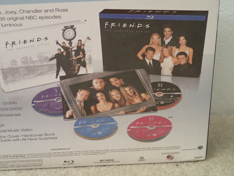 Friends The Complete Series Collection on Blu Ray 21 Disc 2012 Unused ...
