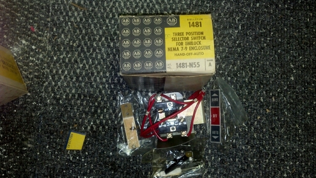 ALLEN BRADLEY 1481-N55 THREE POSITION HAND OFF AUTO SELECTOR SWITCH NEW ...