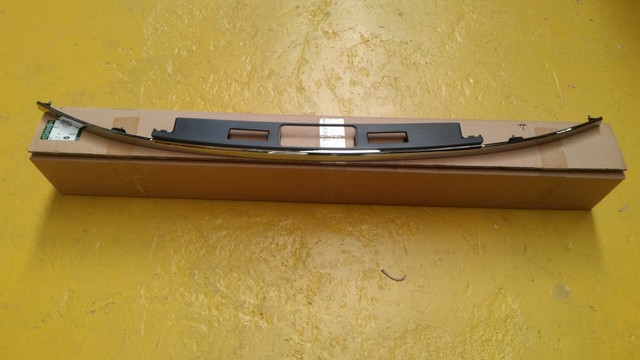 Jaguar XF X260 Boot Lid Finisher Chrome Genuine T2H18664 for sale ...