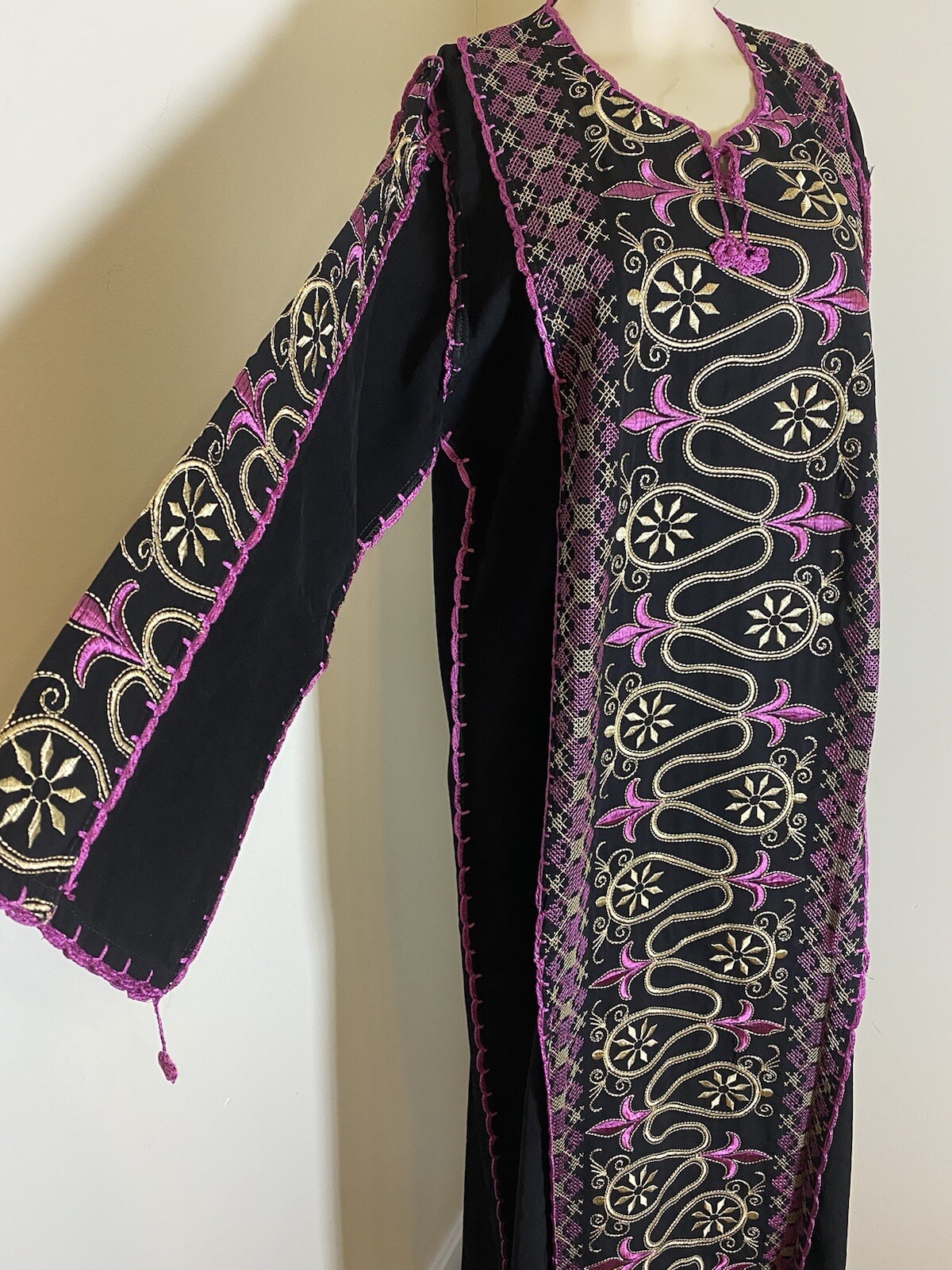 Embroidered Thobe Abaya Traditional Palestinian ARABIAN Thob caftan ...