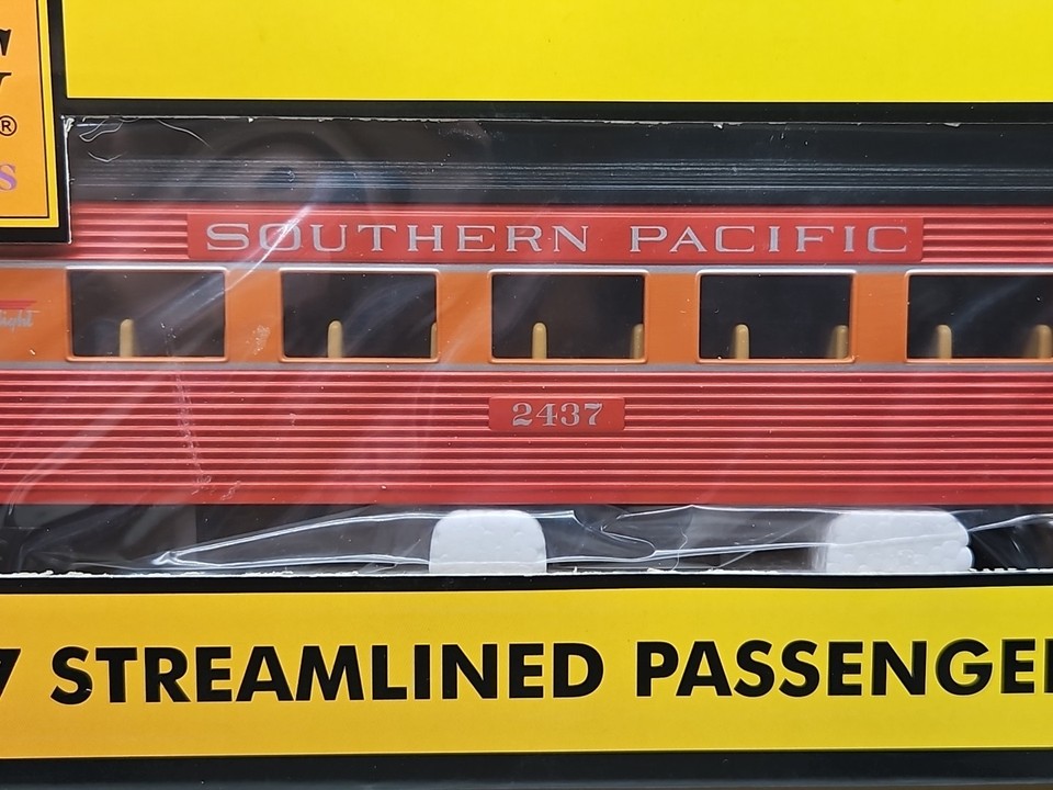 MTH Rail King O-27 Southern Pacific Daylight Special Streamlime ...
